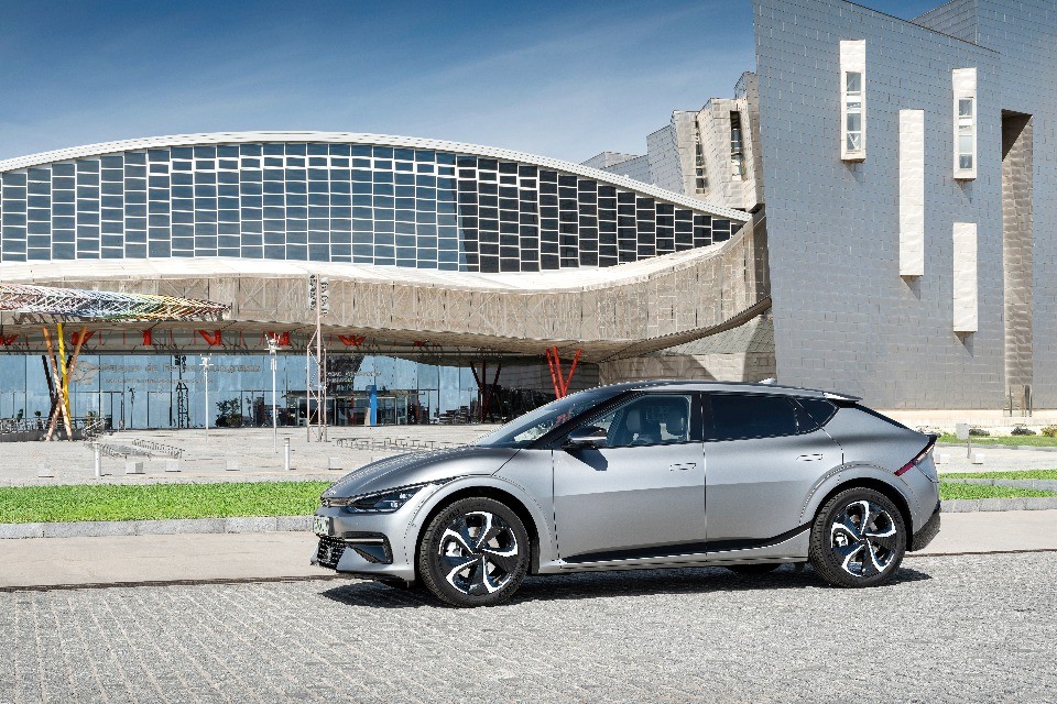 Kia EV6, un’elettrica innovativa e agile