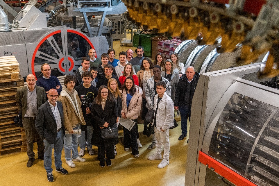 Neo diciottenni di Bioggio in visita al Corriere del Ticino