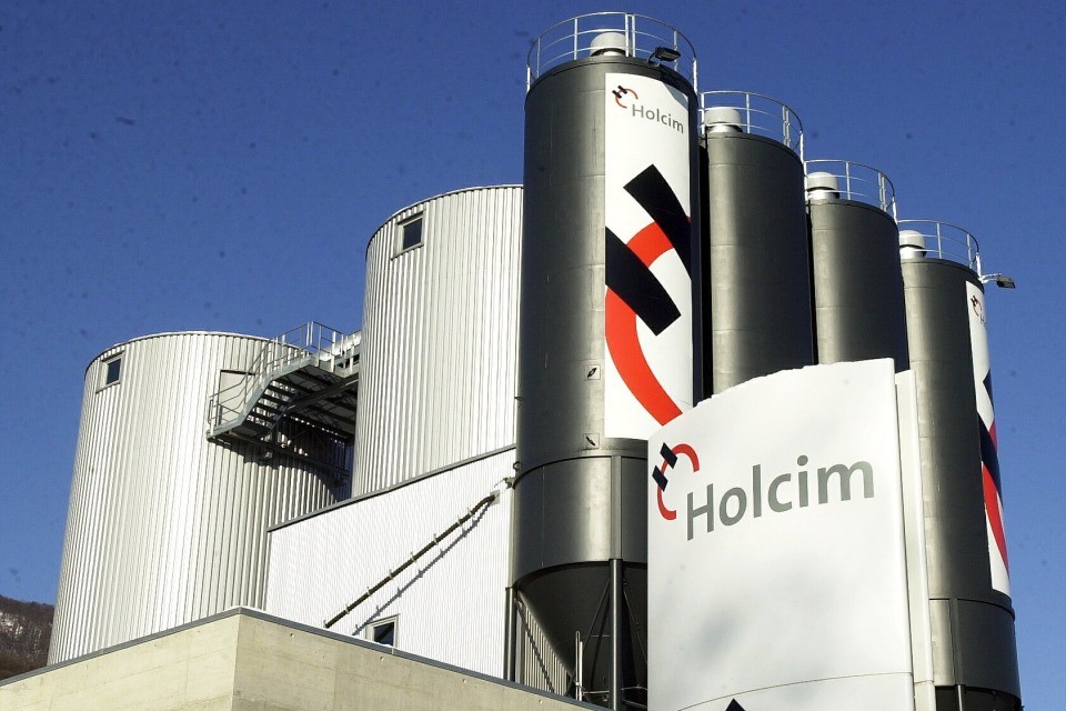 Holcim dice addio alla Russia