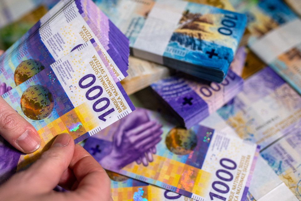 Posta e FFS, quando la busta paga del CEO si ingrossa