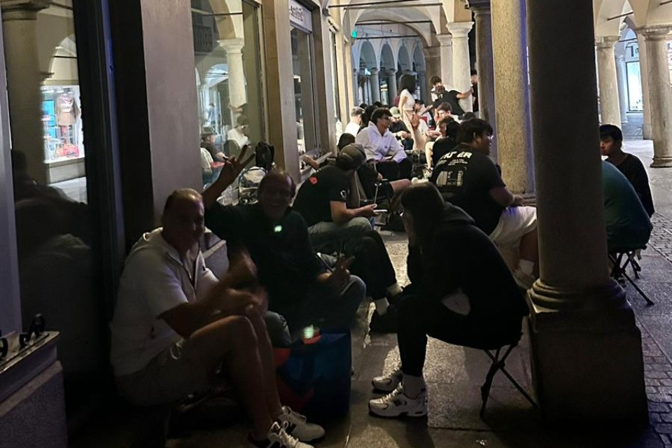 Maxi coda a Lugano per il nuovo Swatch: «È da ieri pomeriggio che ...