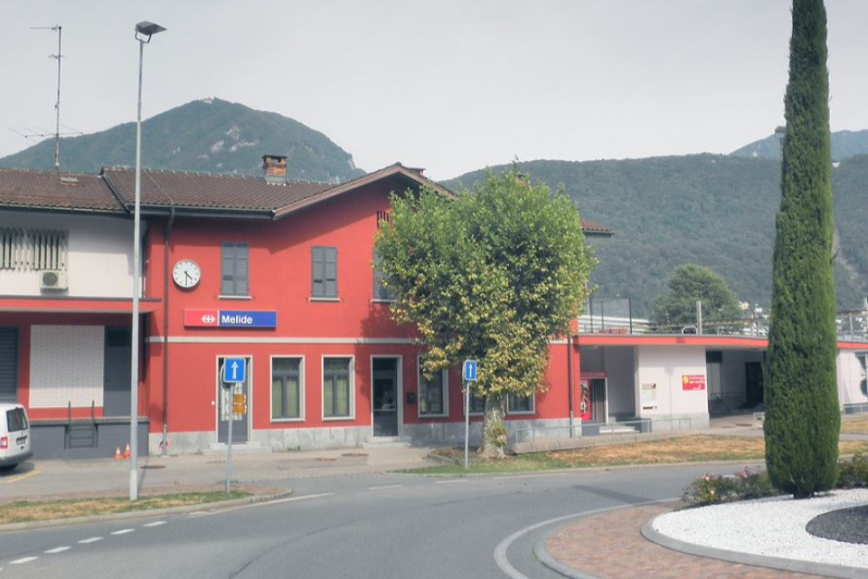 La stazione di Melide è «da terzo mondo», lo dice Wikipedia