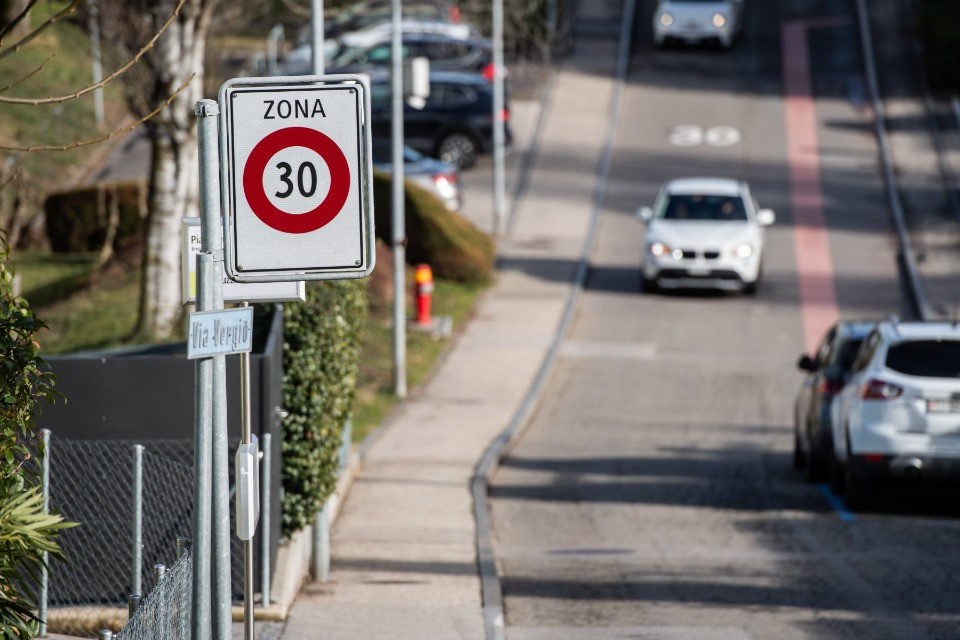 Evitato il testacoda politico sulle zone 30 e 20 in città