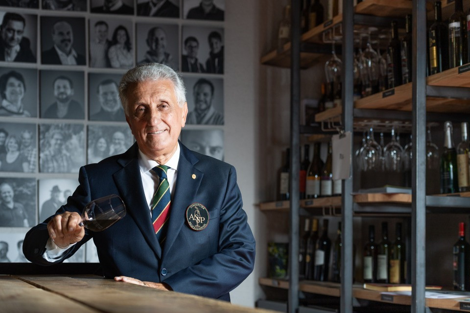 Addio a Piero Tenca, il gentiluomo del vino ticinese