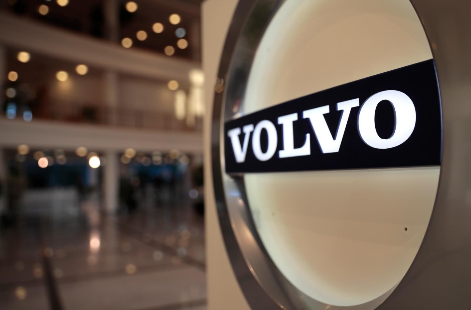 Volvo e Geely verso una fusione