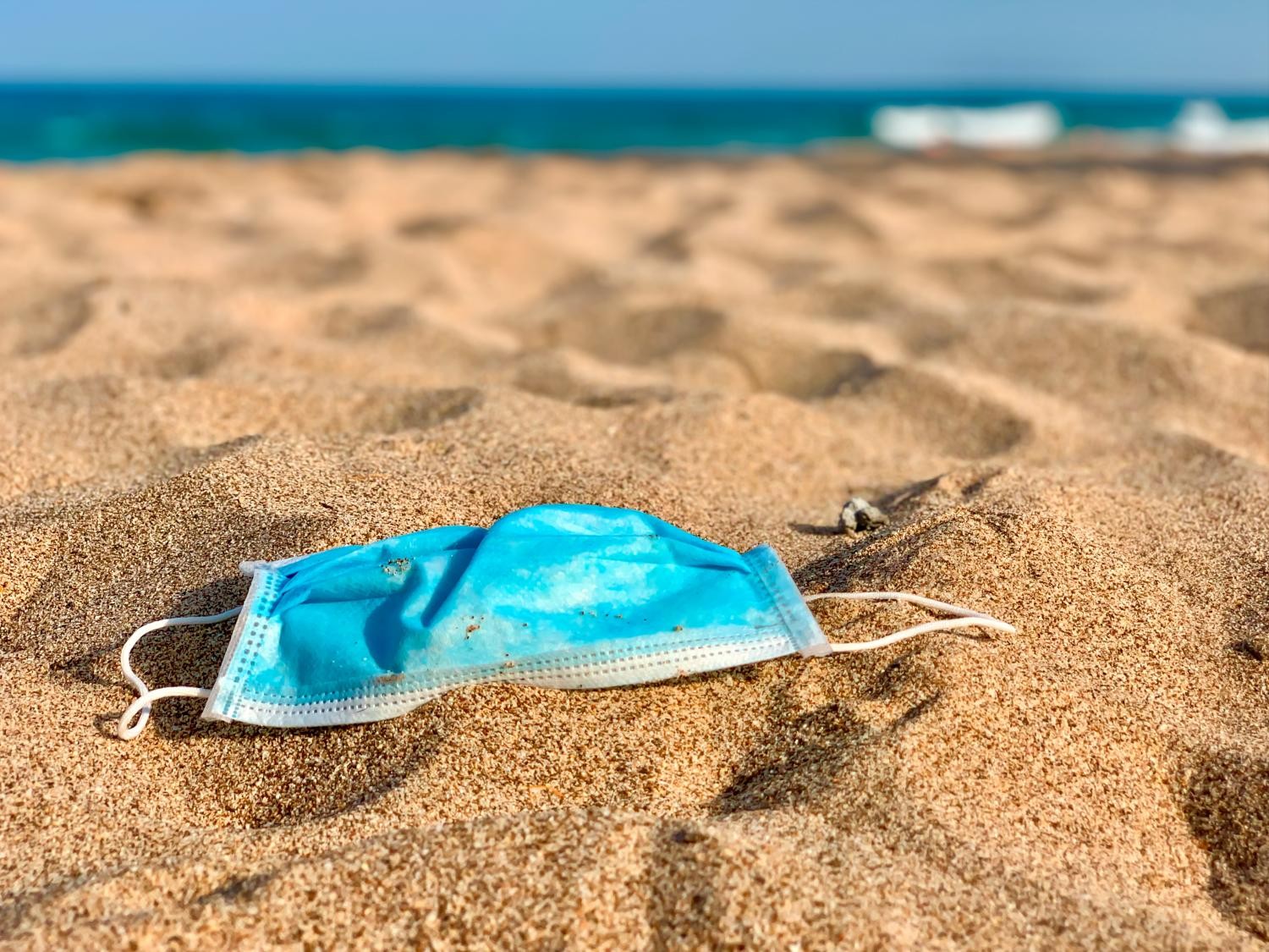 In Spagna obbligo di mascherina anche in spiaggia